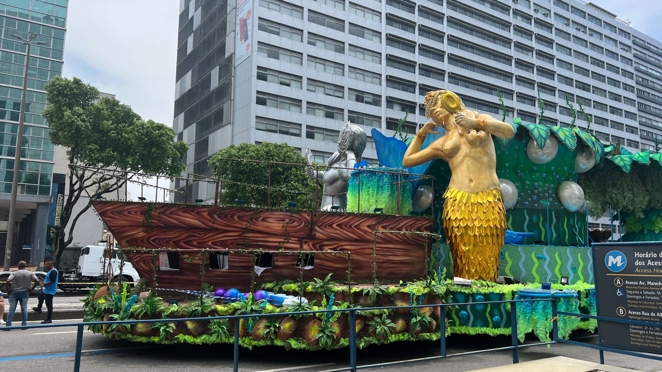 Crashing the Biggest Party in the World: Welcome to Carnaval in Rio de ...